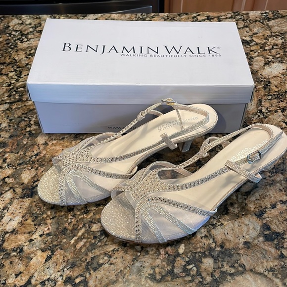 Benjamin Walk | Shoes | Nib Gorgeous Special Occasion Sandal Clara By ...